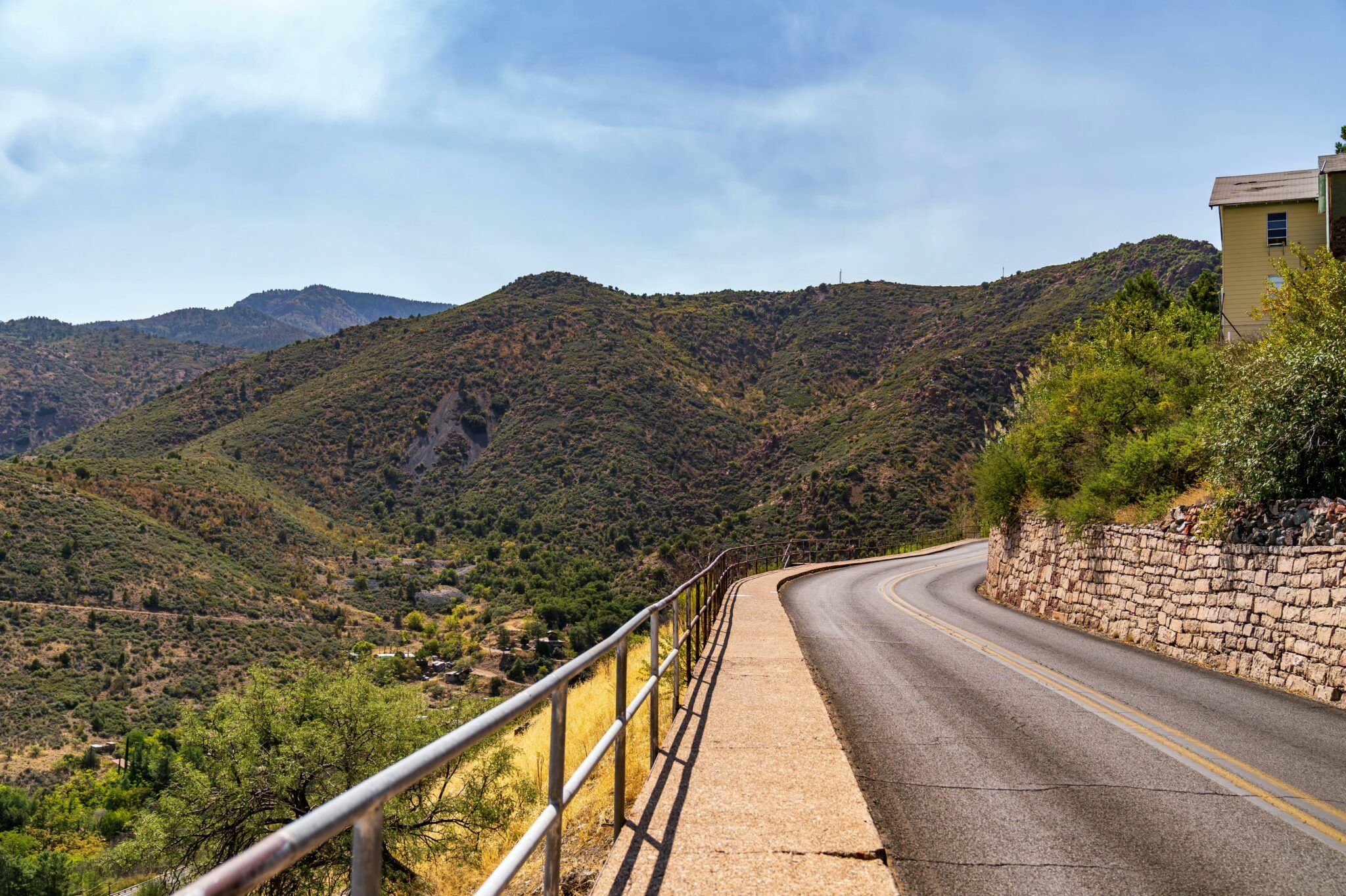 Top Stops Between Phoenix and the Grand Canyon | Road Trip Guide
